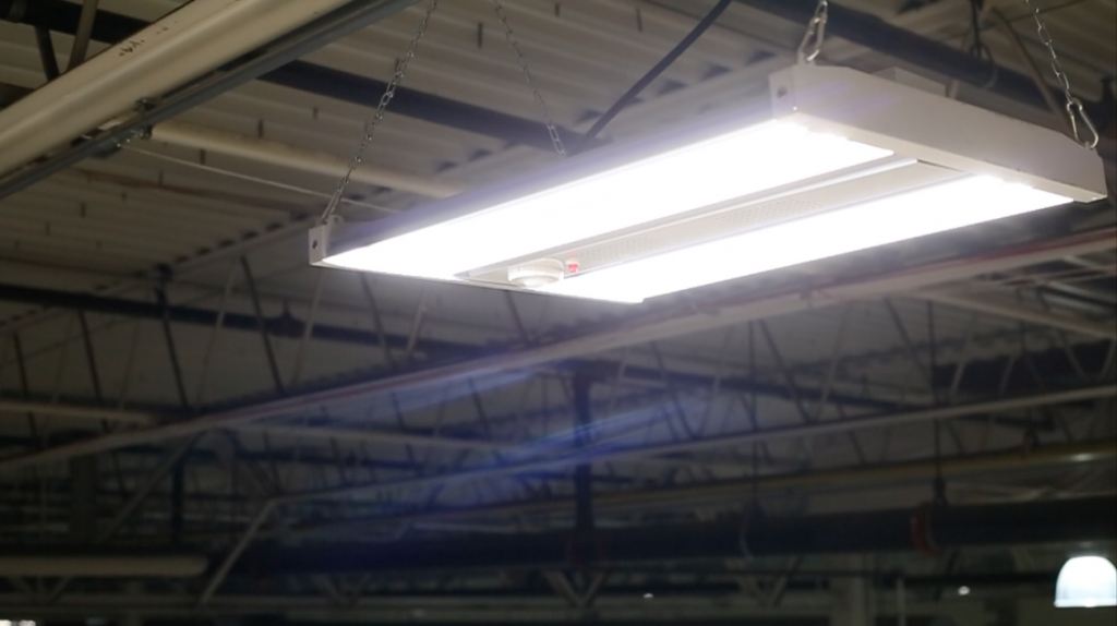Straits Lighting Packard Linear High Bay - 100W - SU - 5000K - Clear L ...